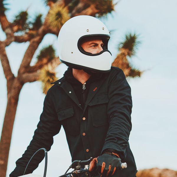 Casque Dmd Racer 06 White cherche Propriétaire | iCasque.com