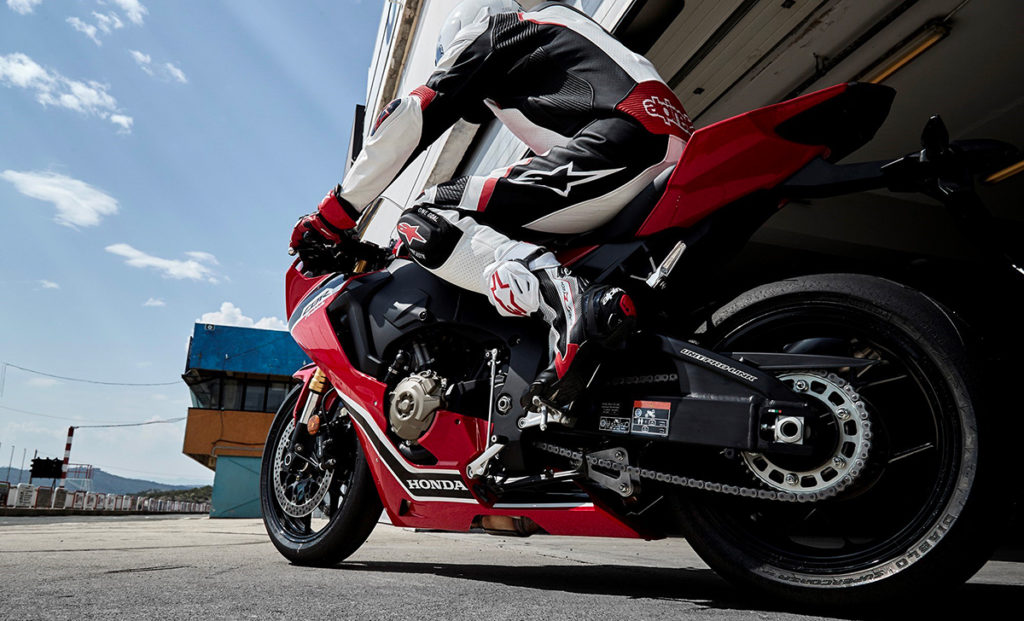 Quelle Moto Pour La Piste Live Love Ride Le Blog Icasque